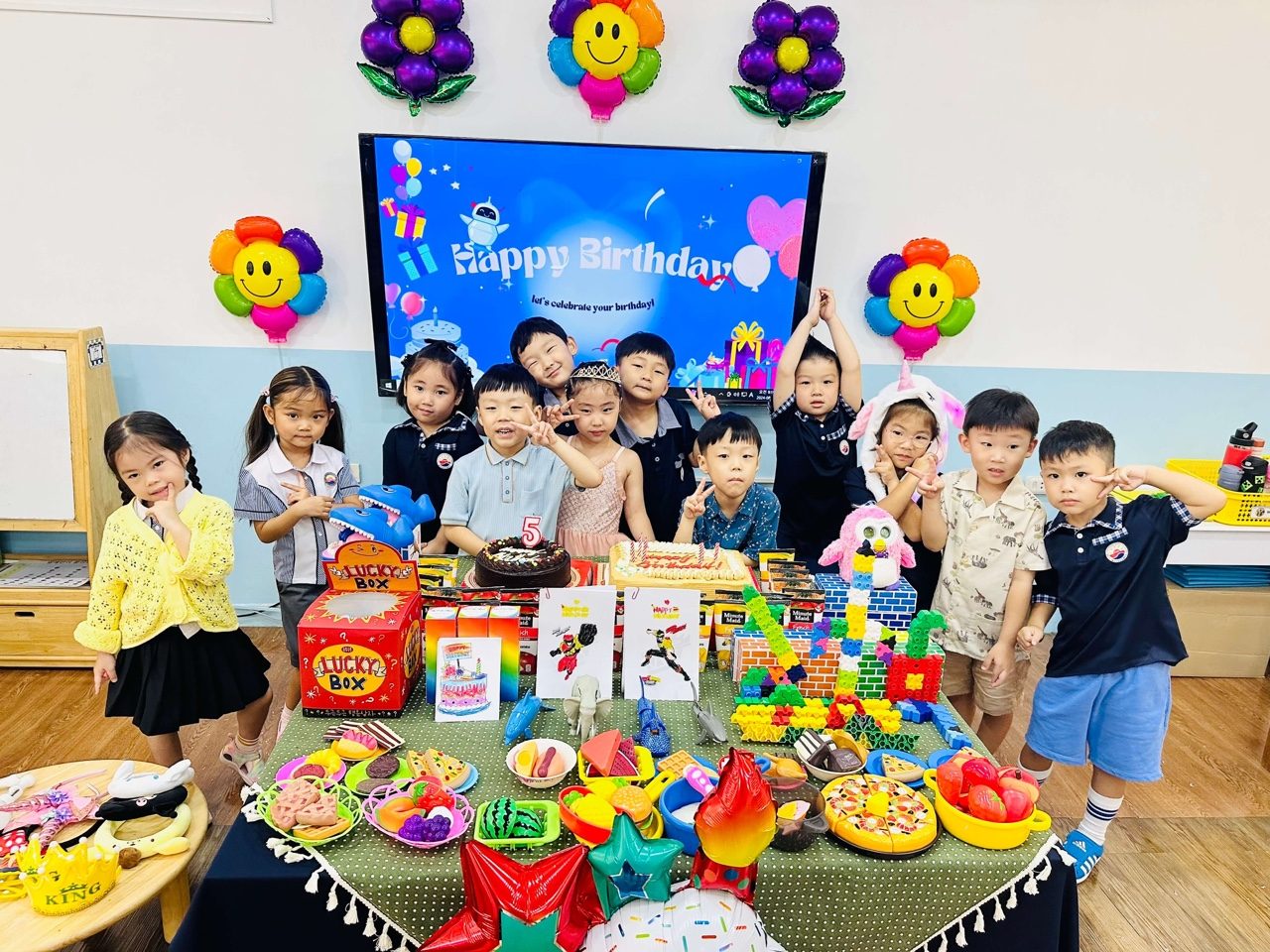 KISP | 2024. 8월 우정이 샘솟는 생일파티