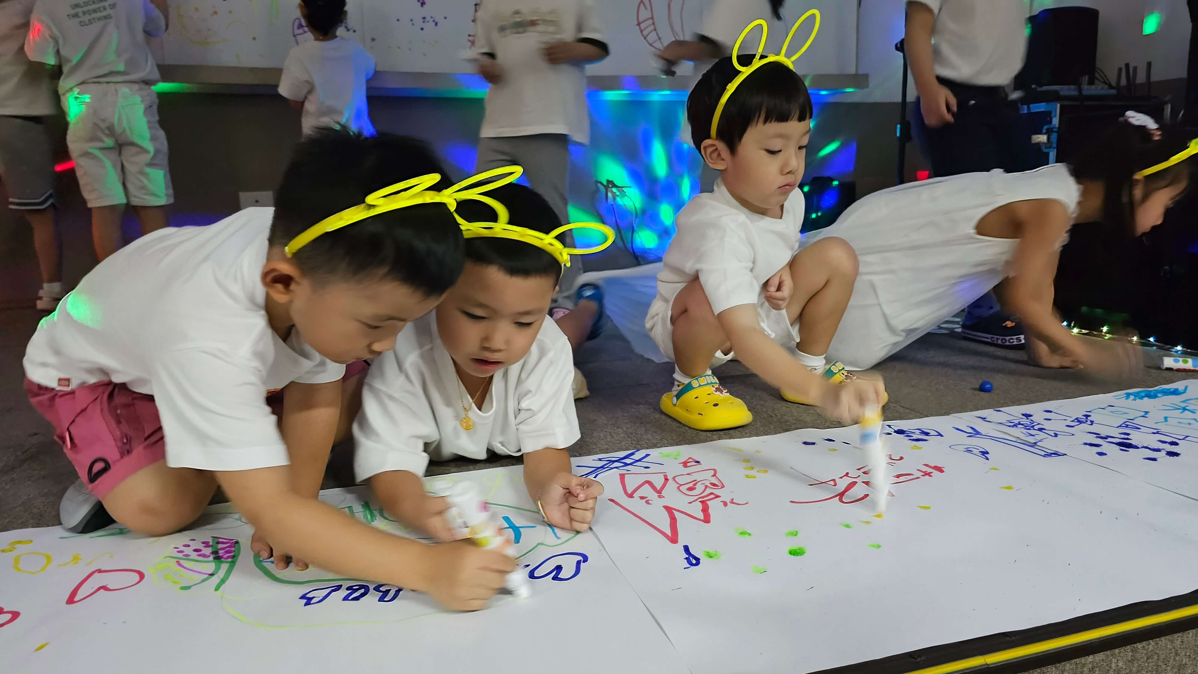 KISP | 2024. 빛으로 놀아요